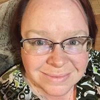 Lisa Renee – Medium