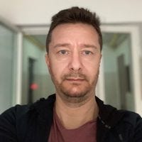 Dan Gabriel Lazar – Medium