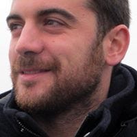 Robert Hernandez Nisa – Medium
