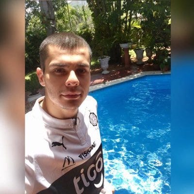 Eder Estigarribia – Medium