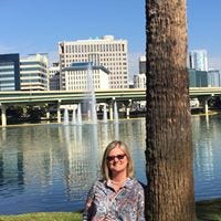 Edrie Moore – Medium
