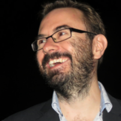 Robin Warren – Medium