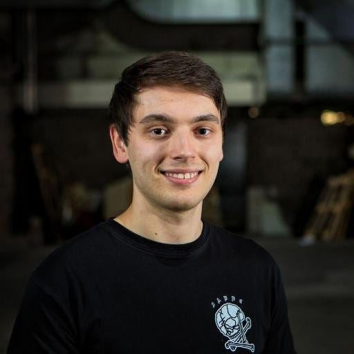 Aiden Bennett – Medium