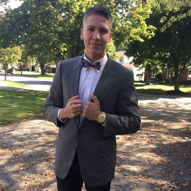 Aaron Mansfield – Medium