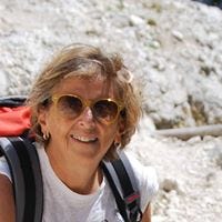 Anna de Biase – Medium