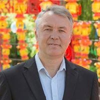 Patrick Whiteley – Medium