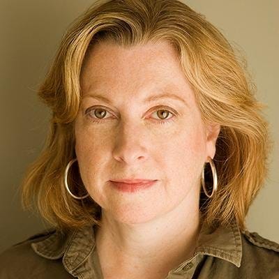 Karen Huntt – Medium