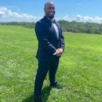 Andre L. Thompson – Medium