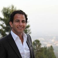 Adam Shaw – Medium