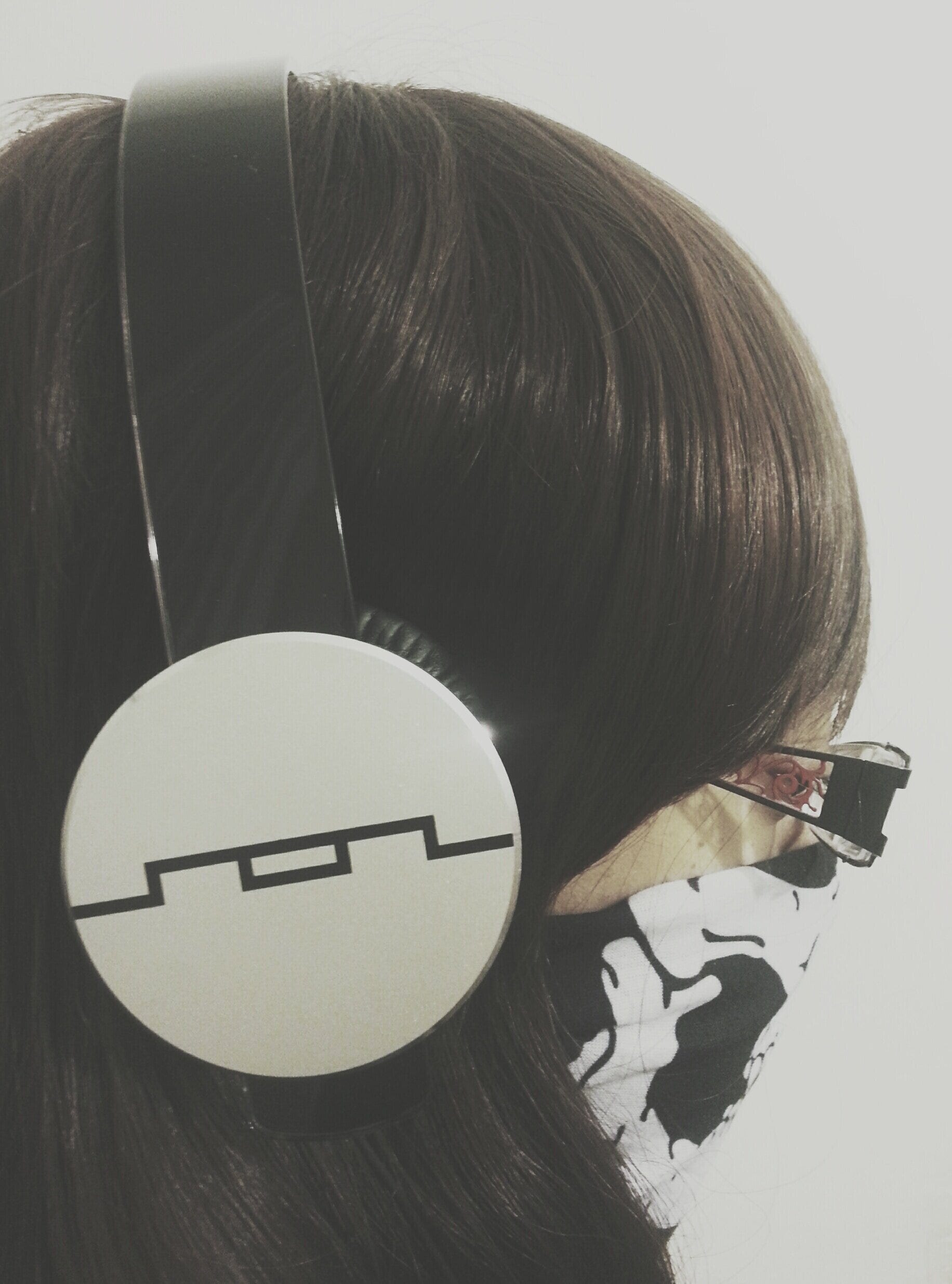 Jеииy ♑」 – Medium