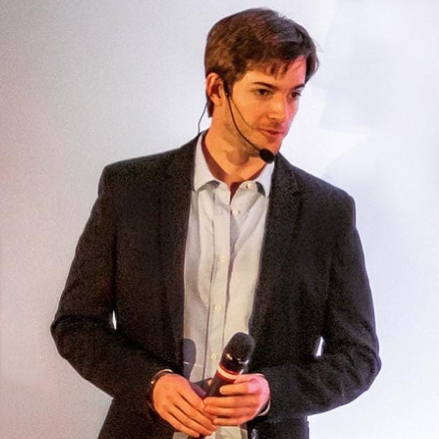 Bruno Picinini – Medium