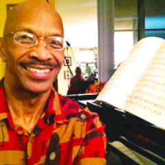 Houston Simmons – Medium