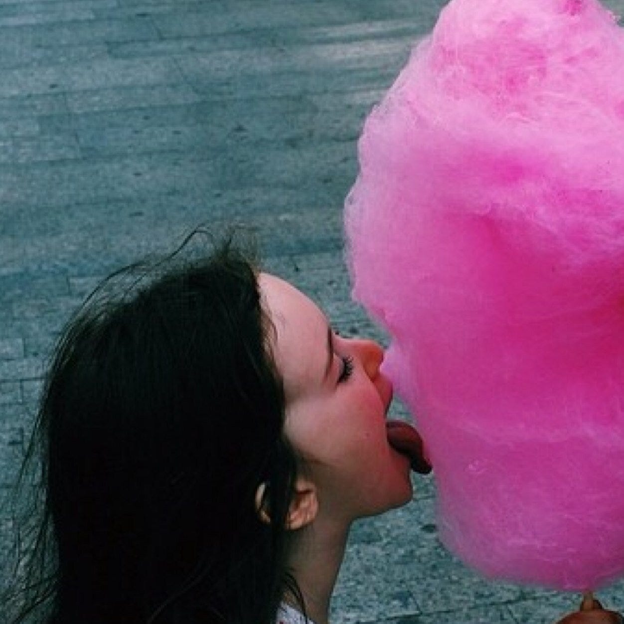 Aisana Ashim – Medium