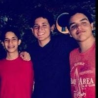 Manuel Eduardo – Medium
