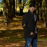 Michael Alexzander – Medium