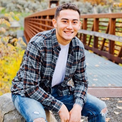Noah Ramirez – Medium