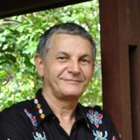 Antenor Vaz – Medium