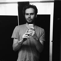 Jesse Thompson – Medium