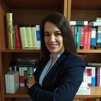 Cláudia Rosa Henriques – Medium
