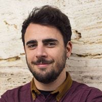Alex Petrarca – Medium