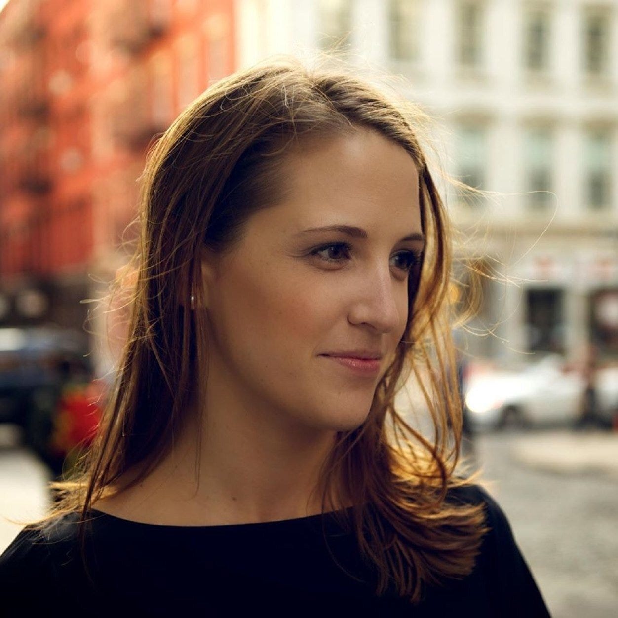 Amanda Hall – Medium