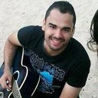 Daniel Vasconcelos – Medium