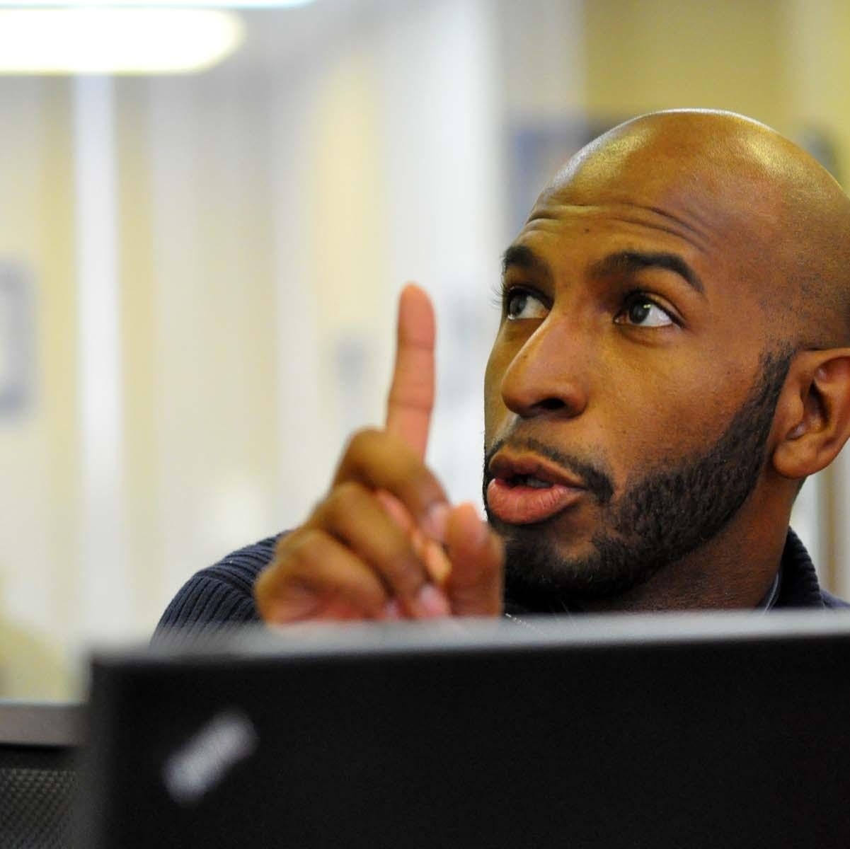 Demond Drummer – Medium