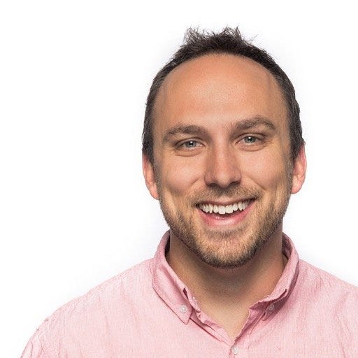 Mark Schultz – Medium