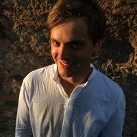Arnas Stučinskas – Medium