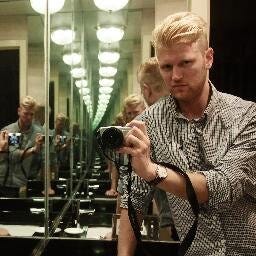 David Tenser – Medium