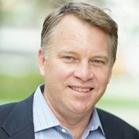 Brad Lips – Medium