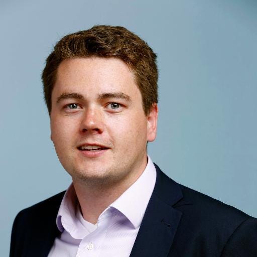 Alan Mc Glinchey – Medium