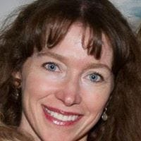 Crystal Thompson – Medium