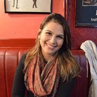 Monique Moro Machado – Medium