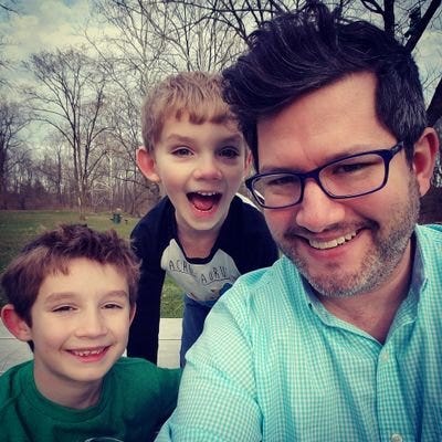 Dan Broadbent – Medium