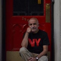 Hector Ruiz Echazu – Medium