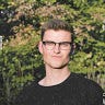 Amos M. – Medium