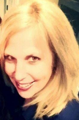 Karen Gilbert – Medium