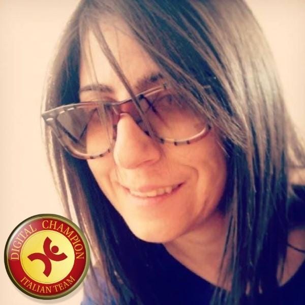 Emmanuela Petrarolo – Medium