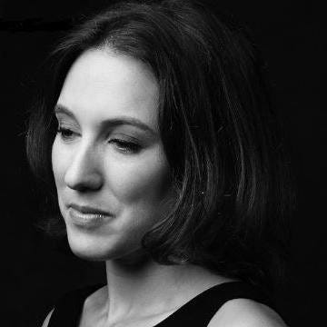 Anna Brower – Medium