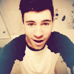 James Dylan – Medium