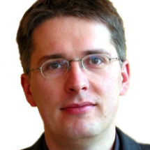 Oliver Schmidt – Medium