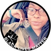 Thelisa Evans – Medium