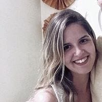 Thaiane Vaz C. Veiga – Medium
