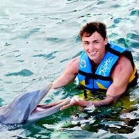Cameron Savage – Medium