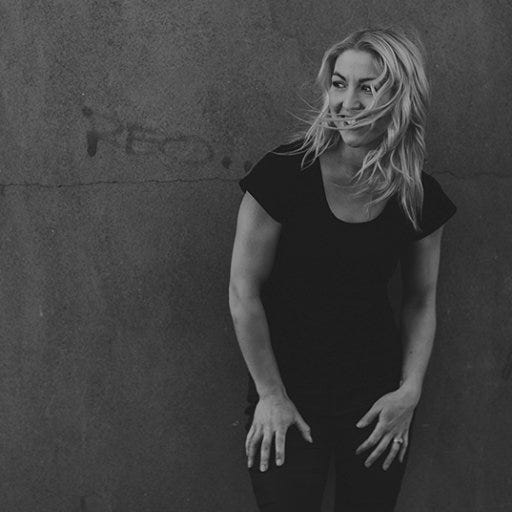 Meg Falconer – Medium