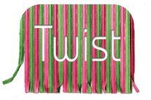 Twist Art Gallery – Medium