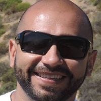 Carlos Locir Junior – Medium