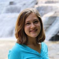 Elise Reynolds – Medium