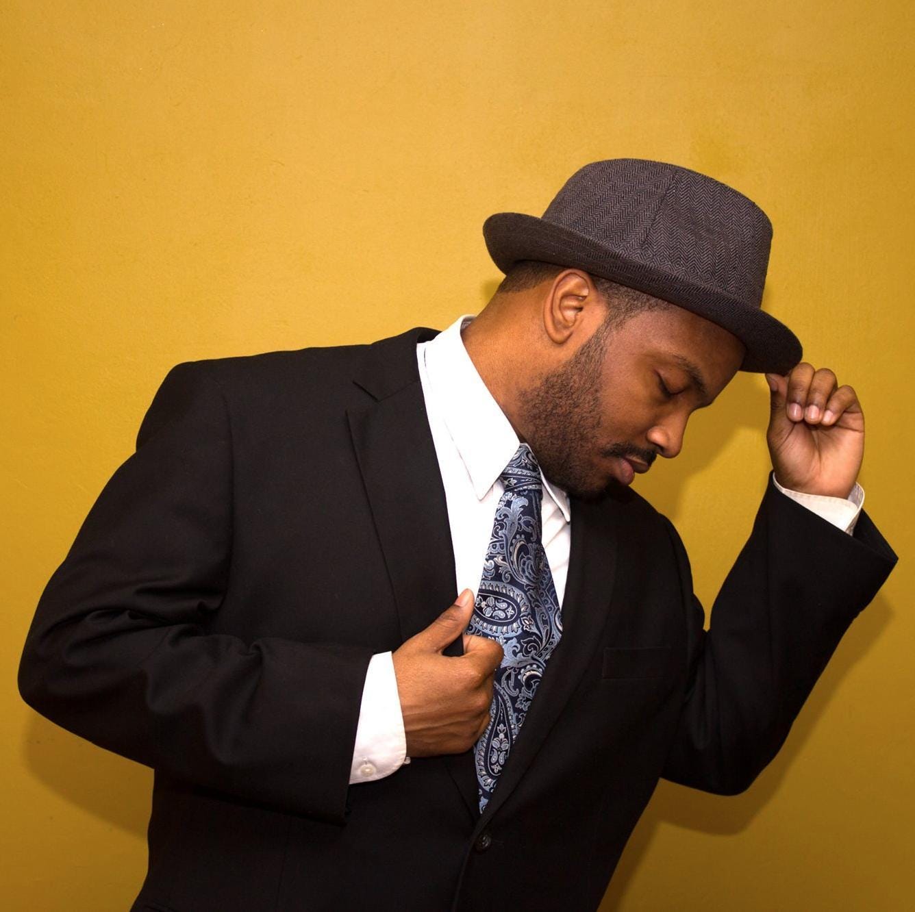 Calvin Williams – Medium